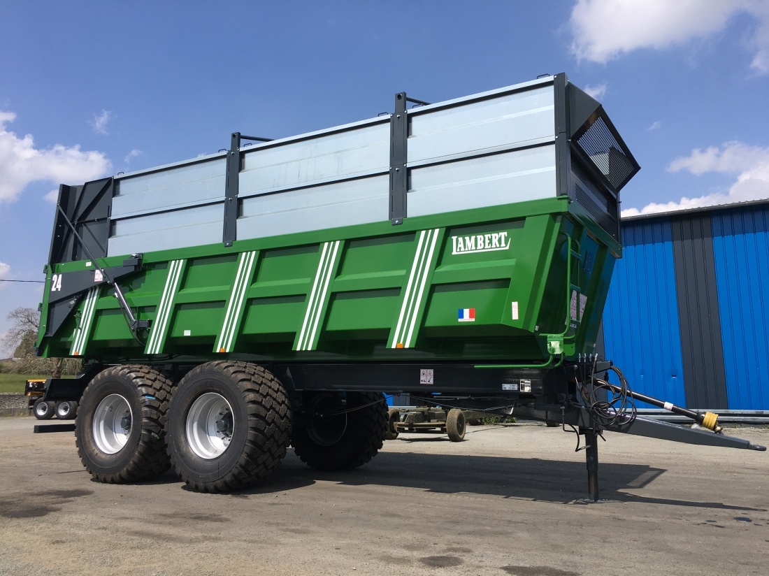 REMORQUE agricole et benne agricole 18 tonnes.
